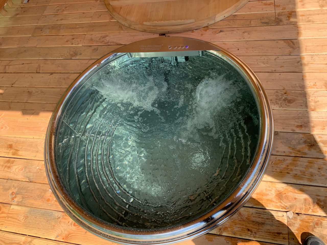 High-end Hot Tub Stainless Steel and Spa Treatment | Ultra-Bio-Ozone®