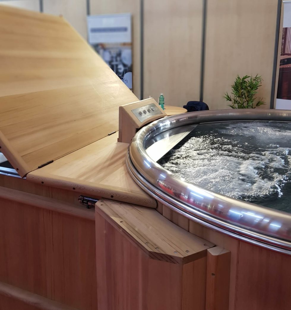 High-end Hot Tub Stainless Steel and Spa Treatment | Ultra-Bio-Ozone®